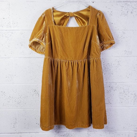 Modcloth | Dresses | Modcloth Softly Sumptuous Velvet Babydoll Dress ...